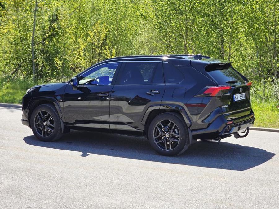 Melns Toyota RAV4 2023 Rīga, ar dzinēja tilpumu 2.50 L un nobraukumu 68 tūkst. km par 41900 €, foto 5 vietnē AUTOMOTO.COM.LV