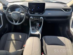 Melns Toyota RAV4 2023 Rīga, ar dzinēja tilpumu 2.00 L un nobraukumu 66 tūkst. km par 26900 €, foto 9 vietnē AUTOMOTO.COM.LV