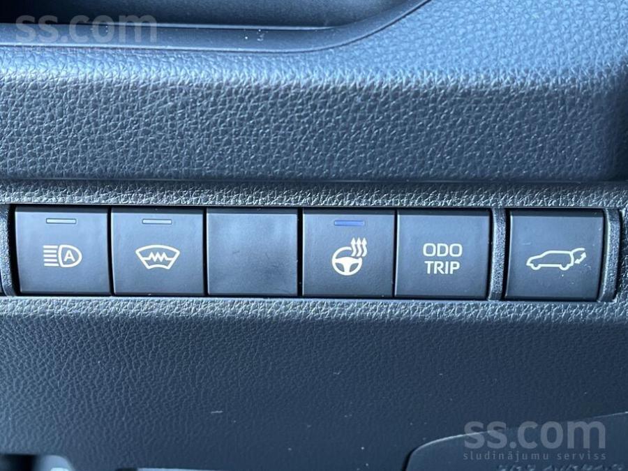 Melns Toyota RAV4 2023 Rīga, ar dzinēja tilpumu 2.50 L un nobraukumu 61 tūkst. km par 34990 €, foto 19 vietnē AUTOMOTO.COM.LV