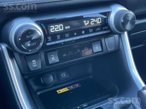 Melns Toyota RAV4 2023 Rīga, ar dzinēja tilpumu 2.50 L un nobraukumu 61 tūkst. km par 34990 €, foto 27 vietnē AUTOMOTO.COM.LV
