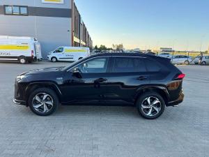 Black Toyota RAV4 2023 in Vilnius, with an engine capacity of 2.49 L and mileage of 115 thousand km for 37800 €, photo 9 on AUTOMOTO.COM.LV