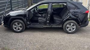 Melns Toyota RAV4 2023 Jonava, ar dzinēja tilpumu 2.49 L un nobraukumu 44 tūkst. km par 16400 €, foto 9 vietnē AUTOMOTO.COM.LV