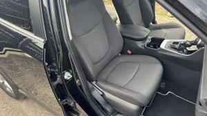Melns Toyota RAV4 2023 Jonava, ar dzinēja tilpumu 2.49 L un nobraukumu 44 tūkst. km par 16400 €, foto 21 vietnē AUTOMOTO.COM.LV