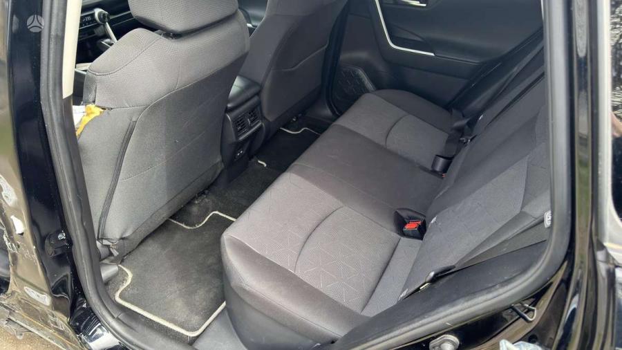 Melns Toyota RAV4 2023 Jonava, ar dzinēja tilpumu 2.49 L un nobraukumu 44 tūkst. km par 16400 €, foto 22 vietnē AUTOMOTO.COM.LV