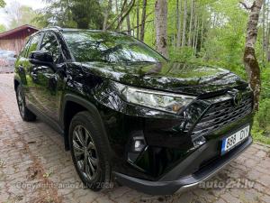 Black Toyota RAV4 2023 in Tallinn, with an engine capacity of 2.00 L and mileage of 35 thousand km for 38000 €, photo  on AUTOMOTO.COM.LV