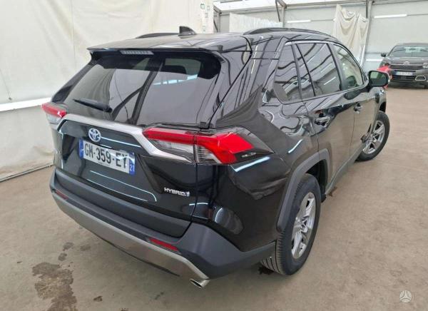Melns Toyota RAV4 2023 Viļņa, ar dzinēja tilpumu 2.49 L un nobraukumu 177 tūkst. km par 25990 €, foto 3 vietnē AUTOMOTO.COM.LV