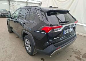 Black Toyota RAV4 2023 in Vilnius, with an engine capacity of 2.49 L and mileage of 177 thousand km for 25990 €, photo 5 on AUTOMOTO.COM.LV