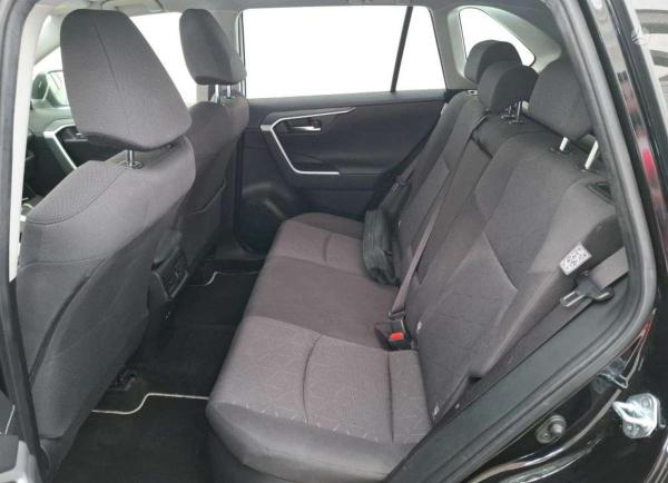 Melns Toyota RAV4 2023 Viļņa, ar dzinēja tilpumu 2.49 L un nobraukumu 177 tūkst. km par 25990 €, foto 6 vietnē AUTOMOTO.COM.LV