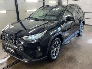 Black Toyota RAV4 2023 in Vilnius, with an engine capacity of 2.49 L and mileage of 295 thousand km for 22748 €, photo 6 on AUTOMOTO.COM.LV
