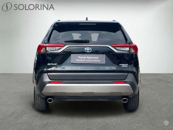 Toyota RAV4 2023 Klaipėda vietnē Melns Toyota RAV4 2023 Klaipėda, ar dzinēja tilpumu 2.49 L un nobraukumu 65 tūkst. km par 36500 €, foto 5 vietnē AUTOMOTO.COM.LV