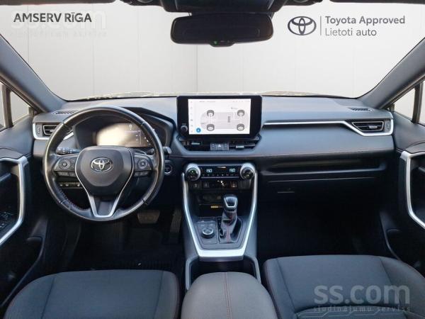 Black Toyota RAV4 2023 in Riga, with an engine capacity of 2.50 L and mileage of 153 thousand km for 33500 €, photo 10 on AUTOMOTO.COM.LV