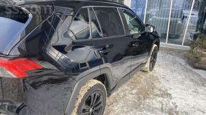 Melns Toyota RAV4 2024 Rīga, ar dzinēja tilpumu 2.50 L un nobraukumu 69 tūkst. km par 34750 €, foto 13 vietnē AUTOMOTO.COM.LV