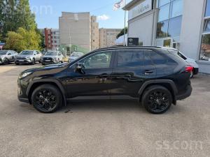 Черный Тойота РАВ 4 2024 в Екабпилс, объемом двигателя 2.50 л и пробегом 16 тыс. км за 37700 €, фото 4 на AUTOMOTO.COM.LV