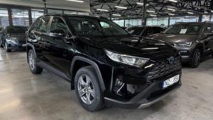 Melns Toyota RAV4 2024 Rīga, ar dzinēja tilpumu 2.50 L un nobraukumu 61 tūkst. km par 30900 €, foto 6 vietnē AUTOMOTO.COM.LV