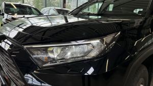 Melns Toyota RAV4 2024 Rīga, ar dzinēja tilpumu 2.50 L un nobraukumu 61 tūkst. km par 30900 €, foto 8 vietnē AUTOMOTO.COM.LV