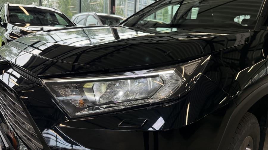 Melns Toyota RAV4 2024 Rīga, ar dzinēja tilpumu 2.50 L un nobraukumu 61 tūkst. km par 30900 €, foto 8 vietnē AUTOMOTO.COM.LV