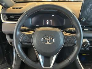 Black Toyota RAV4 2024 in Siauliai, with an engine capacity of 2.49 L and mileage of 50 thousand km for 38600 €, photo 22 on AUTOMOTO.COM.LV