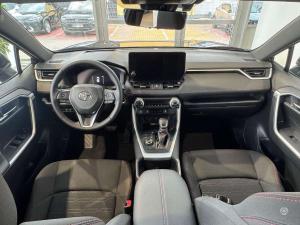 Melns Toyota RAV4 2025 Šauļi, ar dzinēja tilpumu 2.49 L un nobraukumu 8 tūkst. km par 43900 €, foto 16 vietnē AUTOMOTO.COM.LV