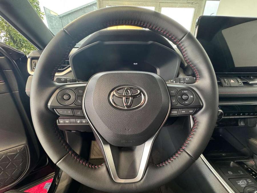 Melns Toyota RAV4 2025 Šauļi, ar dzinēja tilpumu 2.49 L un nobraukumu 8 tūkst. km par 43900 €, foto 17 vietnē AUTOMOTO.COM.LV