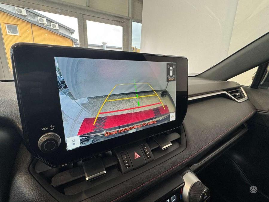 Melns Toyota RAV4 2025 Šauļi, ar dzinēja tilpumu 2.49 L un nobraukumu 8 tūkst. km par 43900 €, foto 24 vietnē AUTOMOTO.COM.LV