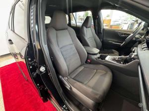 Melns Toyota RAV4 2025 Šauļi, ar dzinēja tilpumu 2.49 L un nobraukumu 8 tūkst. km par 43900 €, foto 29 vietnē AUTOMOTO.COM.LV
