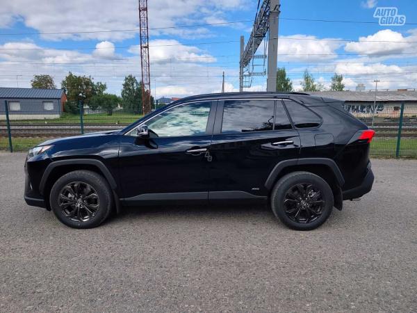 Melns Toyota RAV4 2025 Šauļi, ar dzinēja tilpumu 2.50 L un nobraukumu 20 tūkst. km par 35500 €, foto 9 vietnē AUTOMOTO.COM.LV