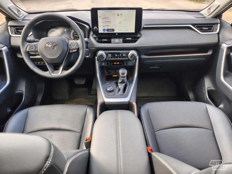 Melns Toyota RAV4 2025 Šauļi, ar dzinēja tilpumu 2.50 L un nobraukumu 20 tūkst. km par 35500 €, foto 10 vietnē AUTOMOTO.COM.LV
