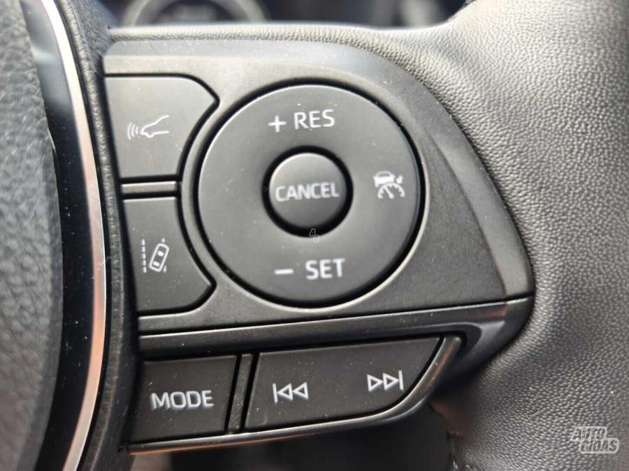 Melns Toyota RAV4 2025 Šauļi, ar dzinēja tilpumu 2.50 L un nobraukumu 20 tūkst. km par 35500 €, foto 25 vietnē AUTOMOTO.COM.LV