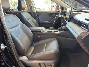 Black Toyota RAV4 2026 in Siauliai, with an engine capacity of 2.49 L and mileage of 6 thousand km for 51900 €, photo 29 on AUTOMOTO.COM.LV