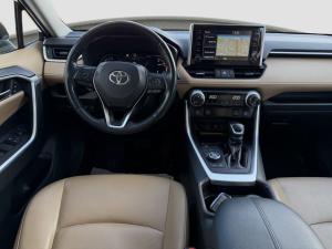 Melns Toyota RAV4 2019 Pērnava, ar dzinēja tilpumu 2.00 L un nobraukumu 119 tūkst. km par 24950 €, foto 7 vietnē AUTOMOTO.COM.LV