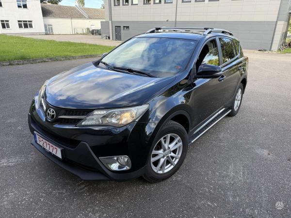 Melns Toyota RAV4 2014 Ukmergė, ar dzinēja tilpumu 2.00 L un nobraukumu 310 tūkst. km par 8850 €, foto 1 vietnē AUTOMOTO.COM.LV
