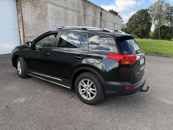 Melns Toyota RAV4 2014 Ukmergė, ar dzinēja tilpumu 2.00 L un nobraukumu 310 tūkst. km par 8850 €, foto 6 vietnē AUTOMOTO.COM.LV