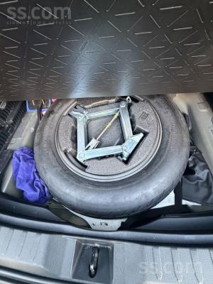 Black Toyota RAV4 2021 in Riga, with an engine capacity of 2.50 L and mileage of 105 thousand km for 33000 €, photo 19 on AUTOMOTO.COM.LV