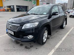 Melns Toyota RAV4 2010 Narva, ar dzinēja tilpumu 2.20 L un nobraukumu 300 tūkst. km par 7500 €, foto 1 vietnē AUTOMOTO.COM.LV