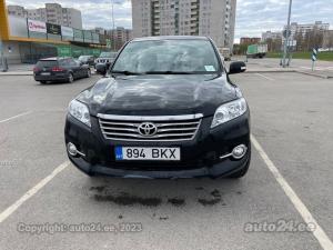 Melns Toyota RAV4 2010 Narva, ar dzinēja tilpumu 2.20 L un nobraukumu 300 tūkst. km par 7500 €, foto 16 vietnē AUTOMOTO.COM.LV