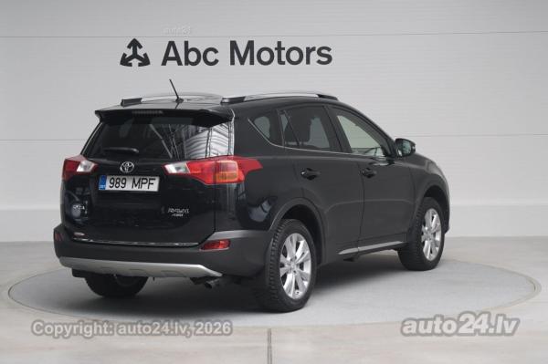 Black Toyota RAV4 2014 in Tallinn, with an engine capacity of 2.00 L and mileage of 156 thousand km for 13990 €, photo 4 on AUTOMOTO.COM.LV