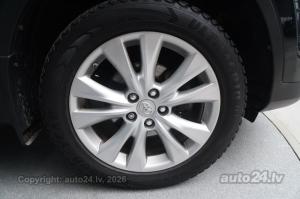 Black Toyota RAV4 2014 in Tallinn, with an engine capacity of 2.00 L and mileage of 156 thousand km for 13990 €, photo 15 on AUTOMOTO.COM.LV