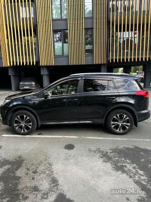 Black Toyota RAV4 2015 in Tallinn, with an engine capacity of 2.00 L and mileage of 123 thousand km for 13500 €, photo 4 on AUTOMOTO.COM.LV