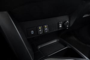Melns Toyota RAV4 2016 Jelgava, ar dzinēja tilpumu 2.00 L un nobraukumu 234 tūkst. km par 13000 €, foto 13 vietnē AUTOMOTO.COM.LV