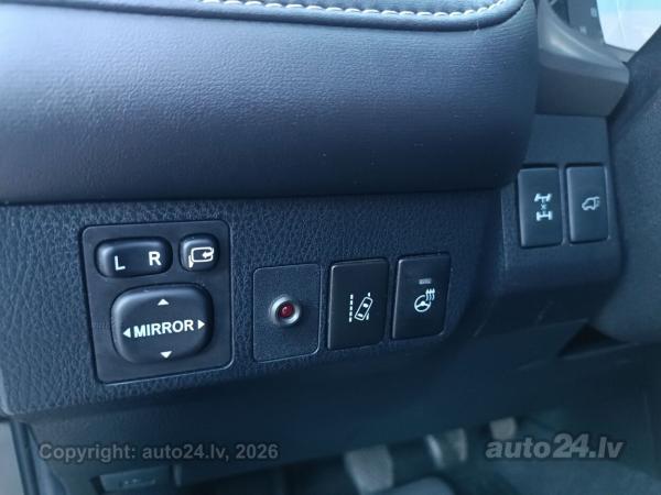 Melns Toyota RAV4 2017 Tallina, ar dzinēja tilpumu 2.00 L un nobraukumu 96 tūkst. km par 16500 €, foto 11 vietnē AUTOMOTO.COM.LV