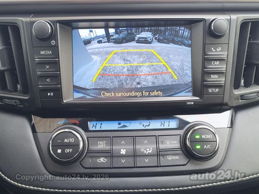 Black Toyota RAV4 2018 in Tallinn, with an engine capacity of 1.99 L and mileage of 127 thousand km for 17995 €, photo 14 on AUTOMOTO.COM.LV