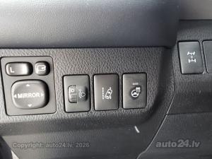 Black Toyota RAV4 2018 in Tallinn, with an engine capacity of 1.99 L and mileage of 127 thousand km for 17995 €, photo 17 on AUTOMOTO.COM.LV