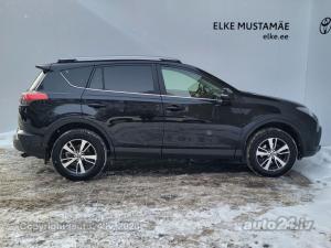 Black Toyota RAV4 2018 in Tallinn, with an engine capacity of 1.99 L and mileage of 127 thousand km for 17995 €, photo 19 on AUTOMOTO.COM.LV