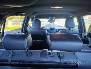 Melns Toyota RAV4 2018 Tallina, ar dzinēja tilpumu 2.50 L un nobraukumu 120 tūkst. km par 19500 €, foto 10 vietnē AUTOMOTO.COM.LV