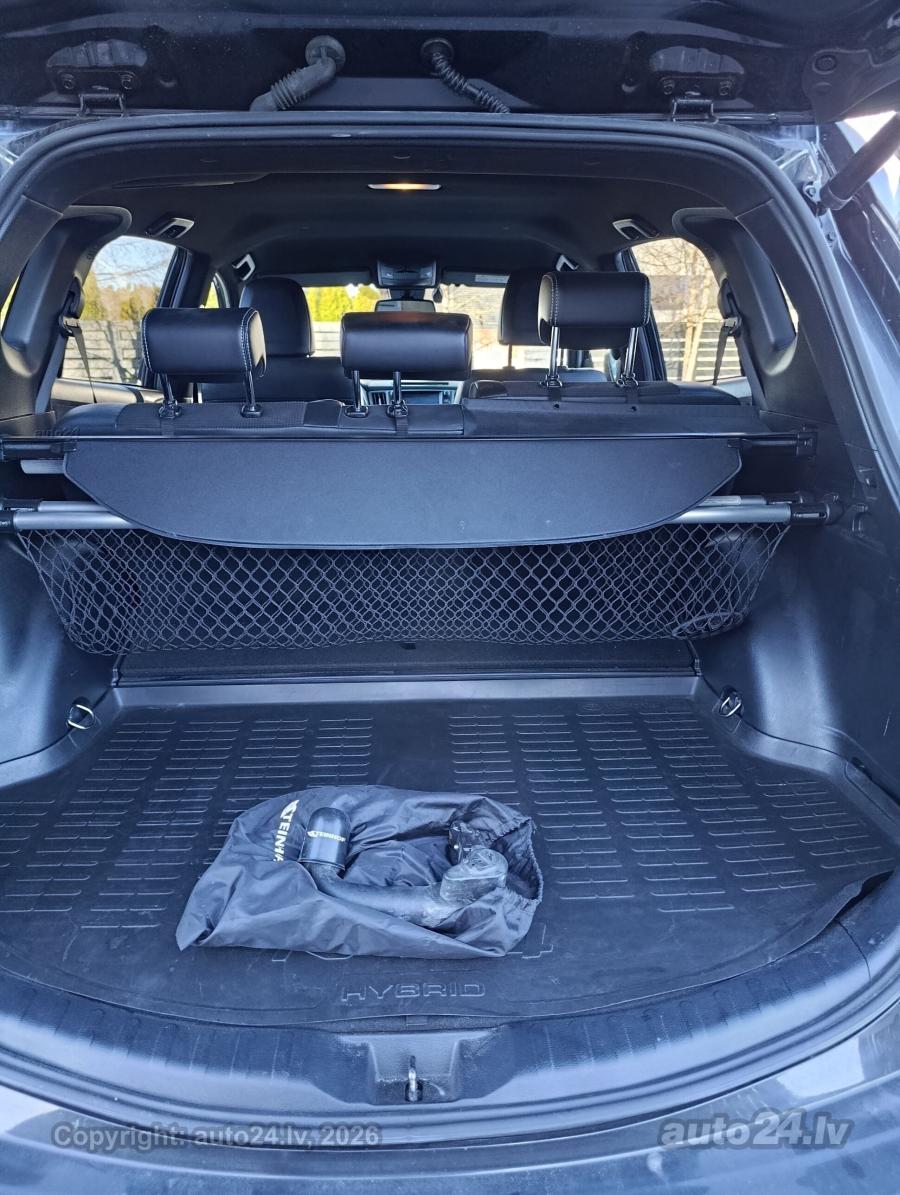 Melns Toyota RAV4 2018 Tallina, ar dzinēja tilpumu 2.50 L un nobraukumu 120 tūkst. km par 19500 €, foto 14 vietnē AUTOMOTO.COM.LV