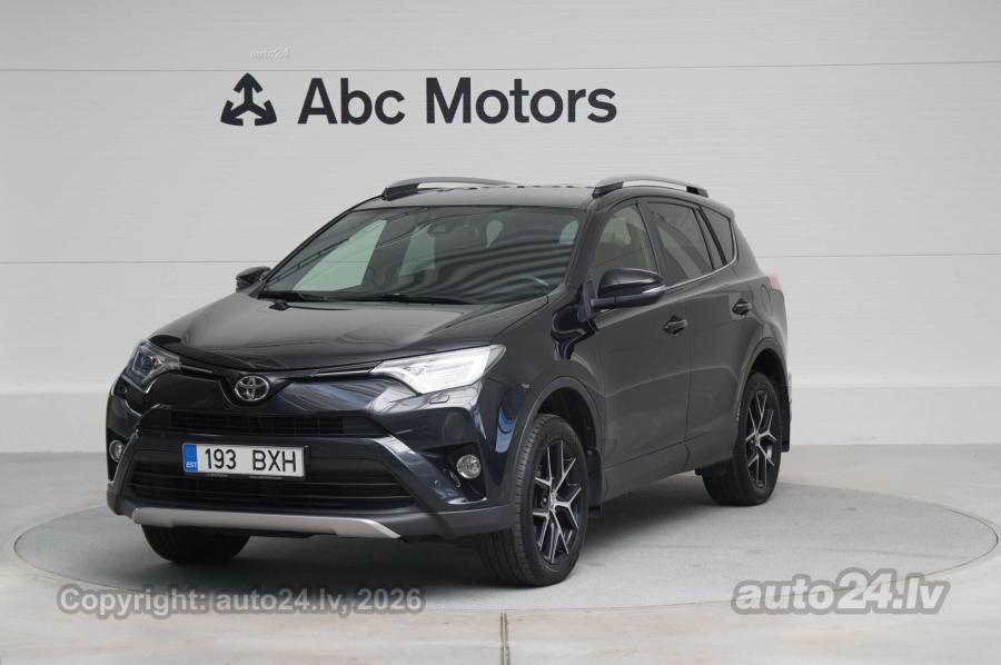 Melns Toyota RAV4 2018 Tallina, ar dzinēja tilpumu 2.00 L un nobraukumu 169 tūkst. km par 17990 €, foto 1 vietnē AUTOMOTO.COM.LV