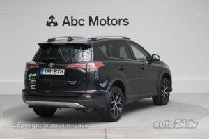 Melns Toyota RAV4 2018 Tallina, ar dzinēja tilpumu 2.00 L un nobraukumu 169 tūkst. km par 17990 €, foto 5 vietnē AUTOMOTO.COM.LV