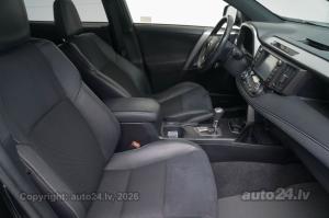 Melns Toyota RAV4 2018 Tallina, ar dzinēja tilpumu 2.00 L un nobraukumu 169 tūkst. km par 17990 €, foto 10 vietnē AUTOMOTO.COM.LV