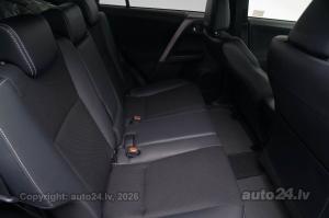 Melns Toyota RAV4 2018 Tallina, ar dzinēja tilpumu 2.00 L un nobraukumu 169 tūkst. km par 17990 €, foto 13 vietnē AUTOMOTO.COM.LV