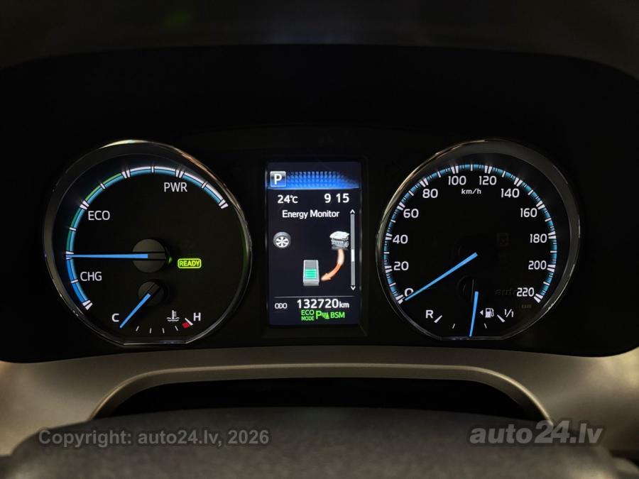 Black Toyota RAV4 2018 in Tartu, with an engine capacity of 2.50 L and mileage of 133 thousand km for 18490 €, photo 14 on AUTOMOTO.COM.LV